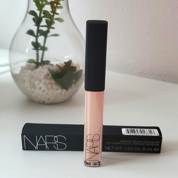 NARS | Makeup | Nib Nars Radiant Creamy Concealer Full Size In Light 25 ...